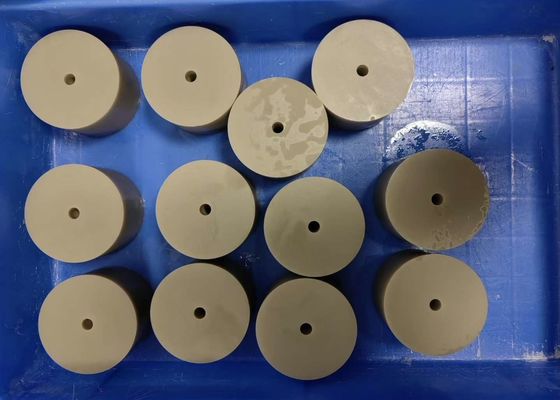 Compressive Strength 1000-1500MPa Aluminum Nitride Ceramic With HV1500 Hardness For Thick Film